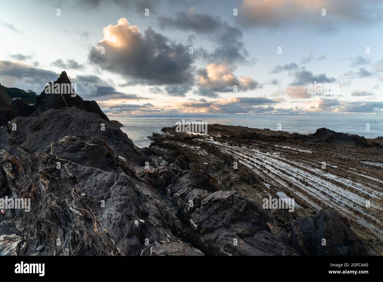 Flysch in basque country coast Stock Photo - Alamy