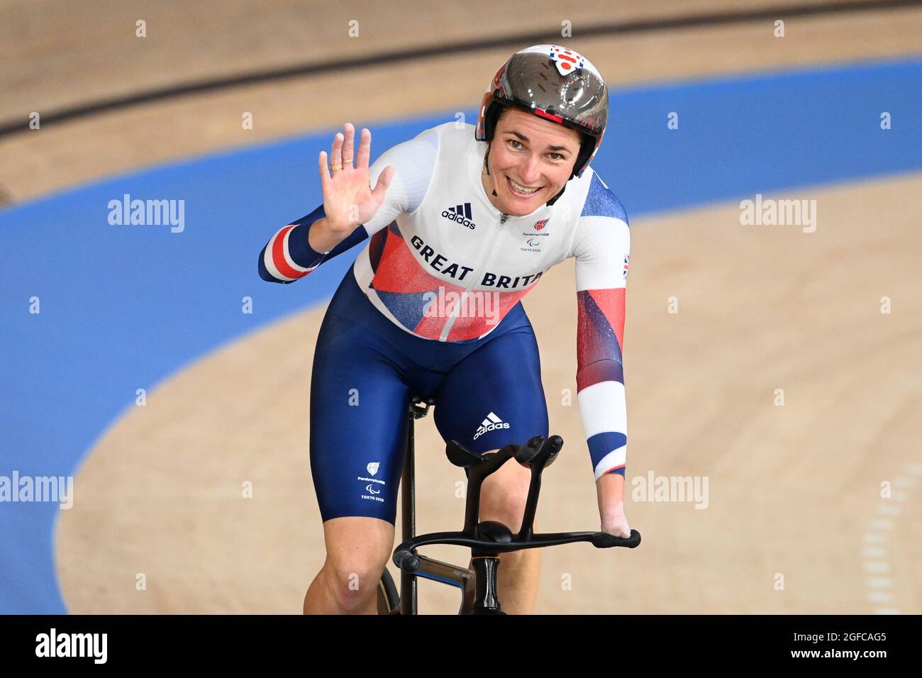 Sarah storey velodrome hi-res stock photography and images - Alamy
