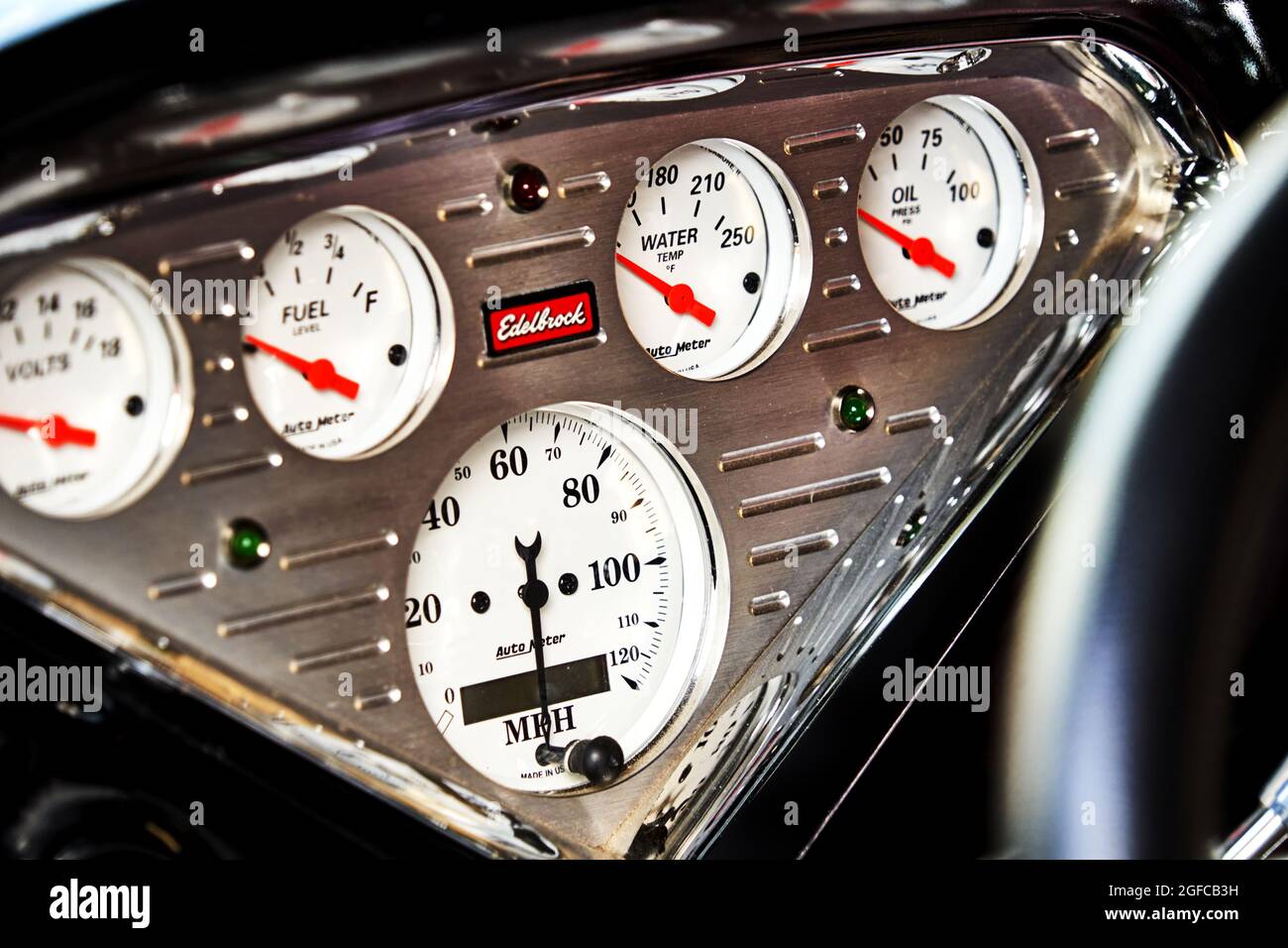 V8 instruments hi-res stock photography and images - Alamy