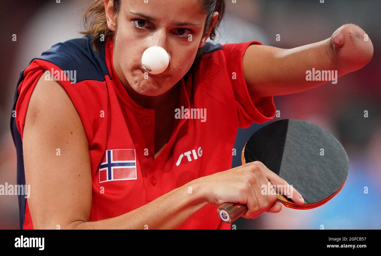 Alda dahlen hi-res stock photography and images - Alamy