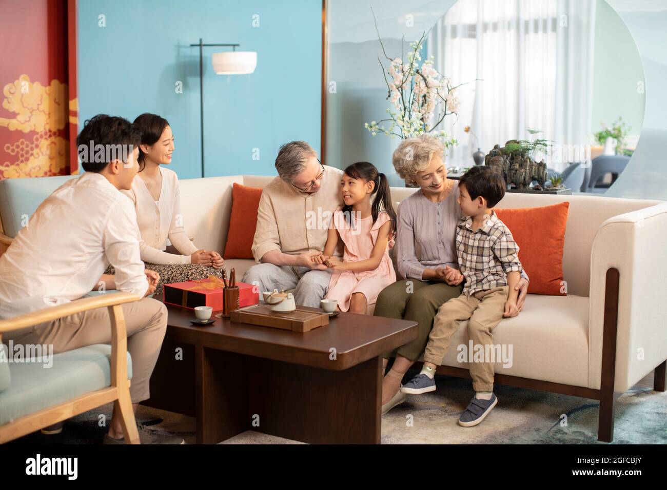 Chinese style living room hi-res stock photography and images - Alamy
