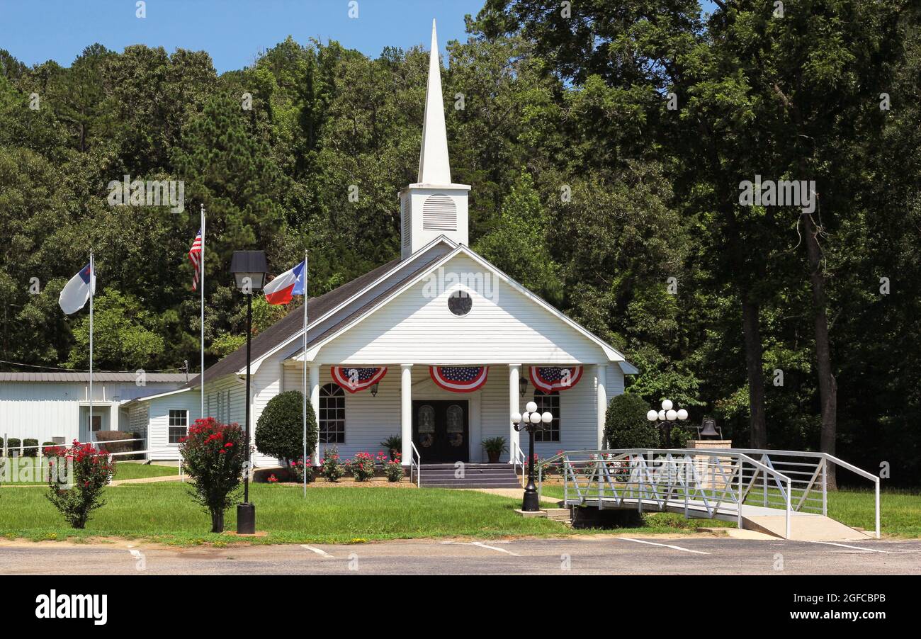 American rural church hi-res stock photography and images - Alamy