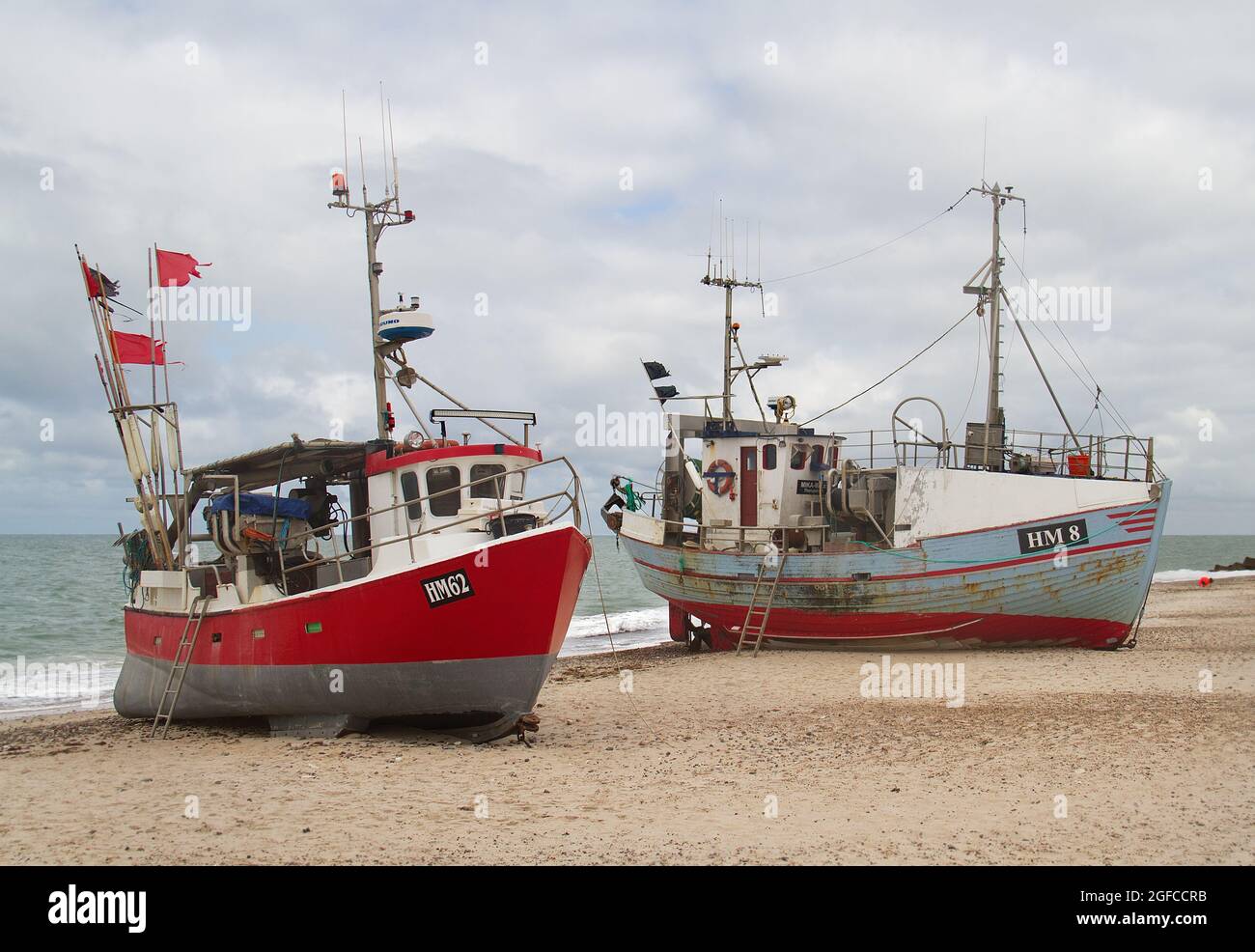 Red strand beach hi-res stock photography and images - Alamy