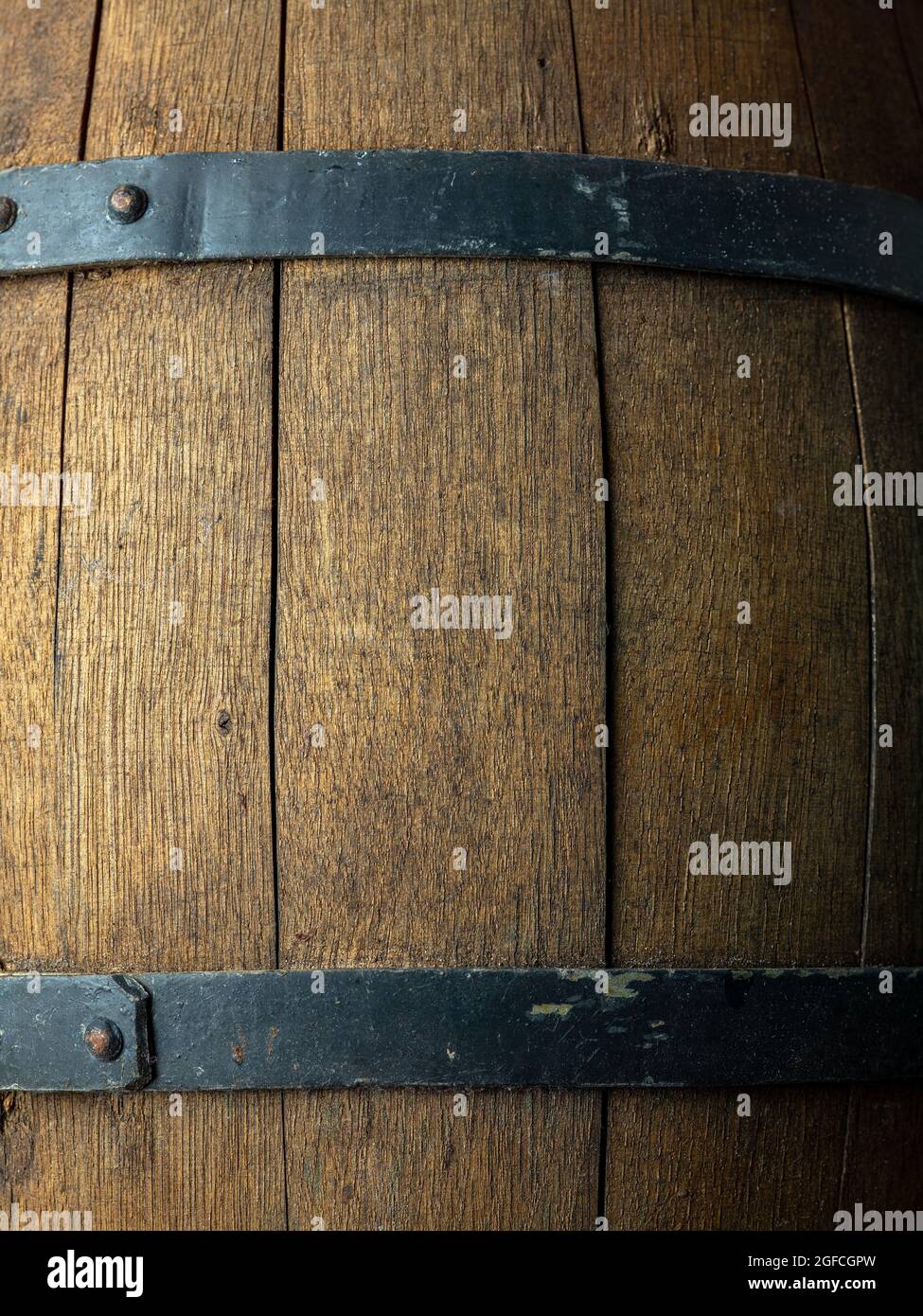 Old wooden beer barrel hi-res stock photography and images - Alamy