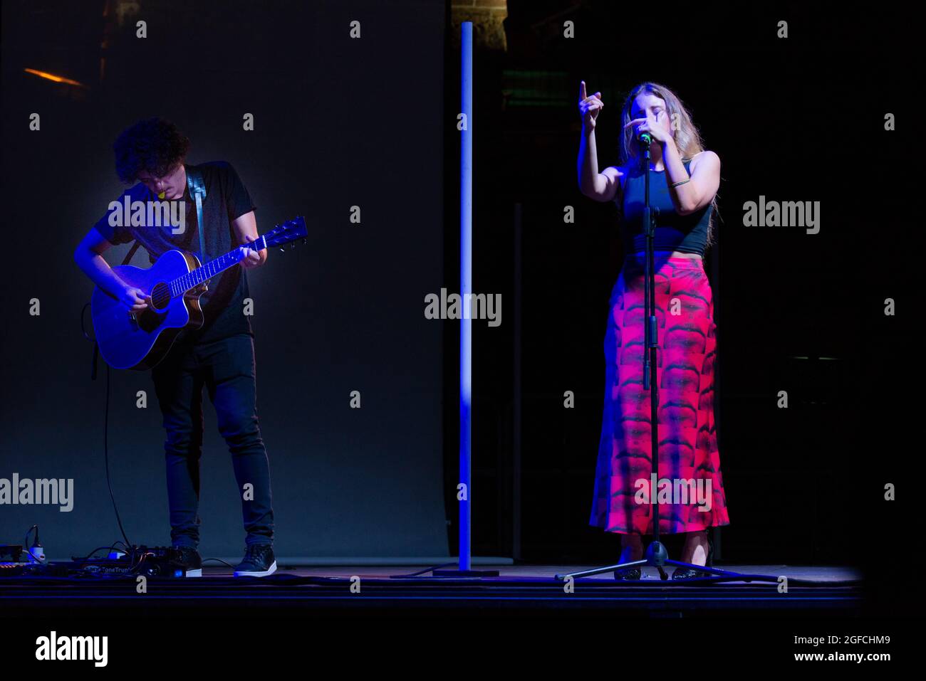 Angelina mango in concerto hi-res stock photography and images - Alamy