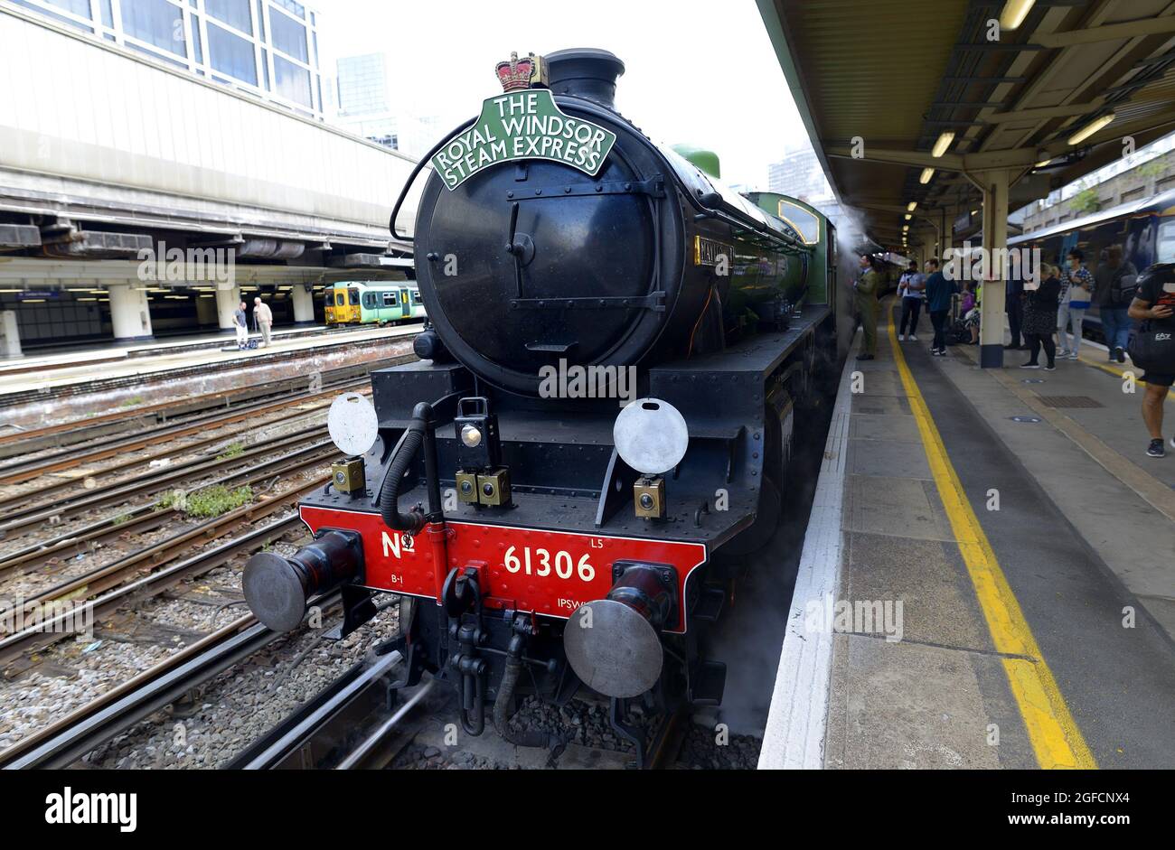 Royal Windsor Steam Express - steam train offering tourist trips ...