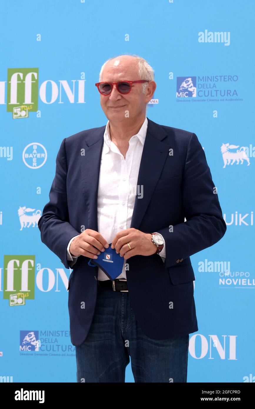 Mario morcone hi-res stock photography and images - Alamy