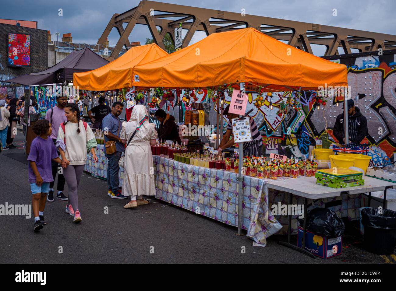 London Street Food Brick Lane East London. Street Food stalls on Brick ...