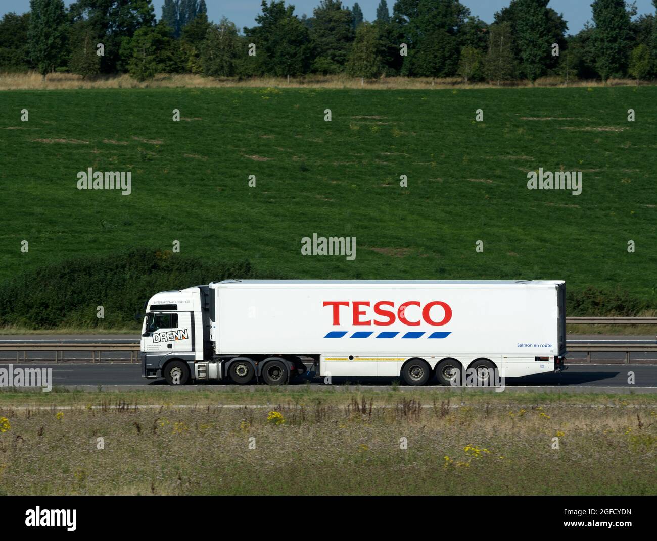 Tesco lorry on the M40 motorway, Warwickshire, England, UK Stock Photo ...