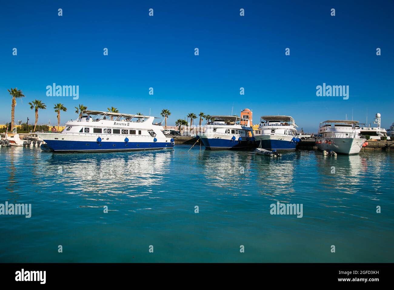 Hurghada, Egypt- Jan 27 , 2020: VWhite yachts in the sea harbor of ...