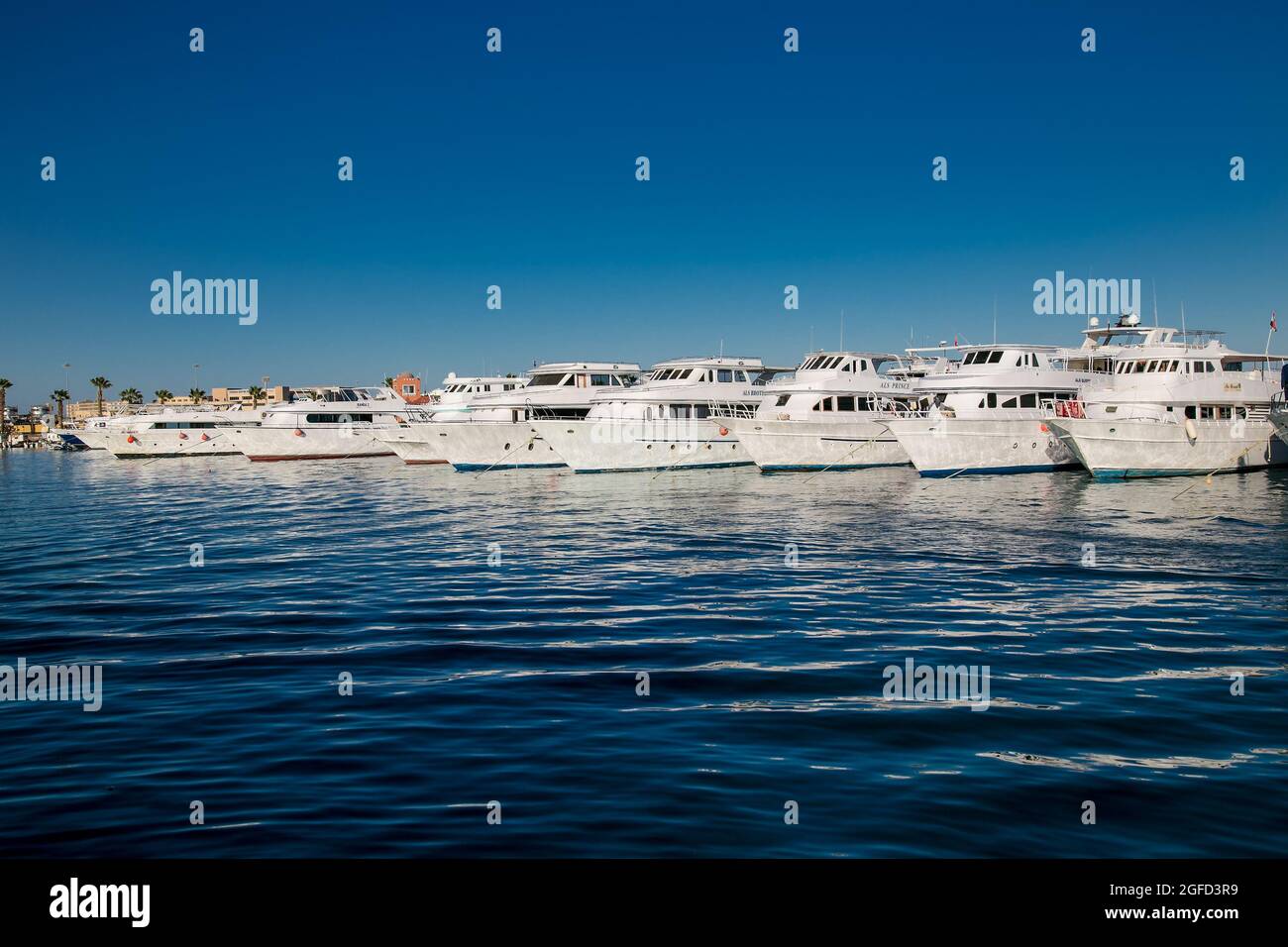 Egypt hurghada city marina hi-res stock photography and images - Alamy
