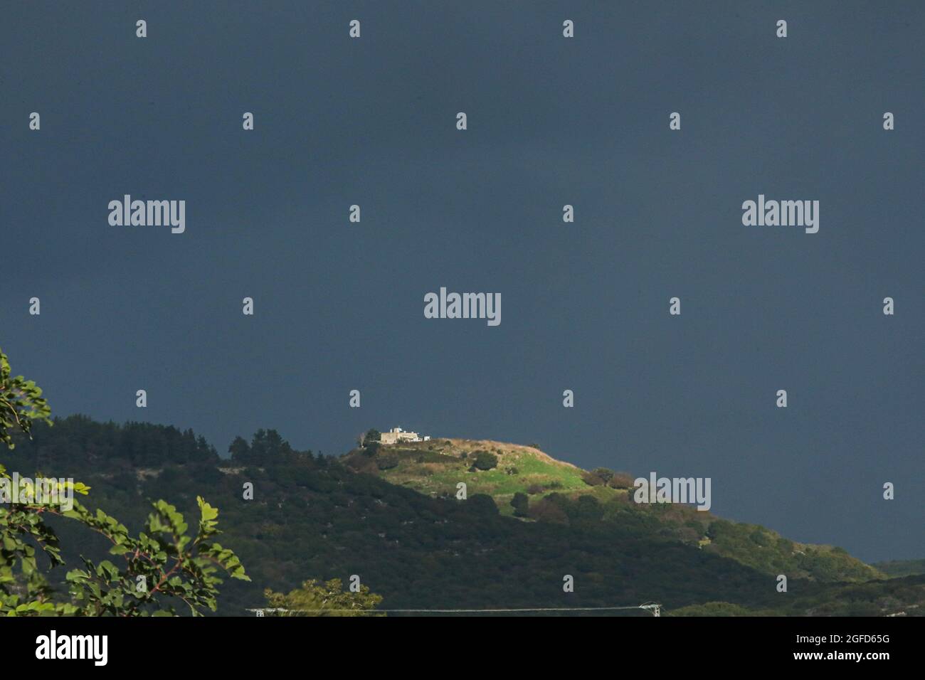 Lebanese border hi-res stock photography and images - Alamy