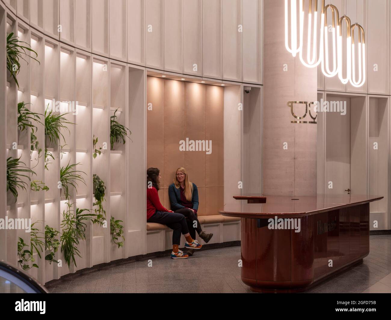 Entrance lobby seating. 100 Liverpool Street, London, United Kingdom ...
