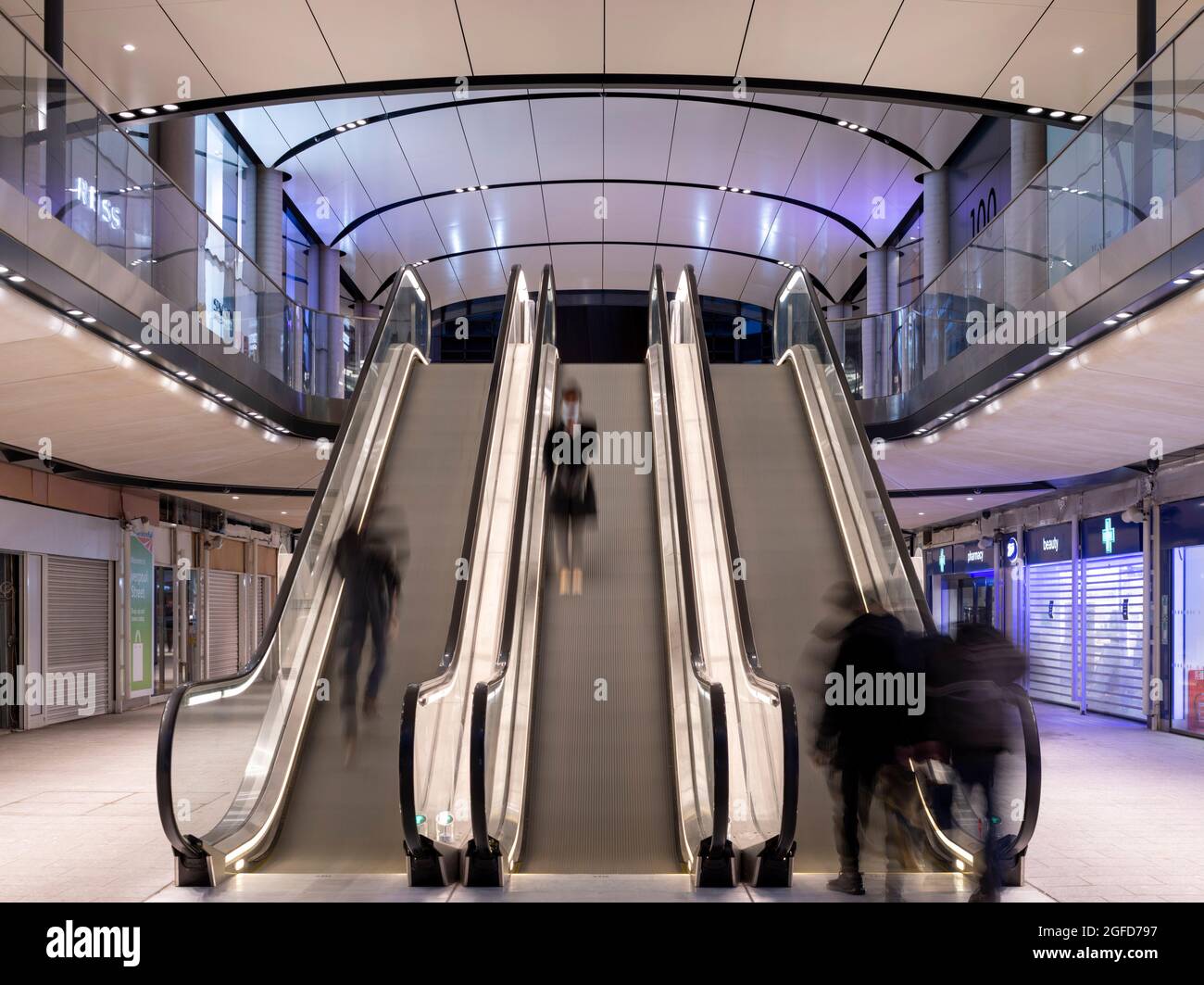 Retail Mall ground floor escalators. 100 Liverpool Street, London ...