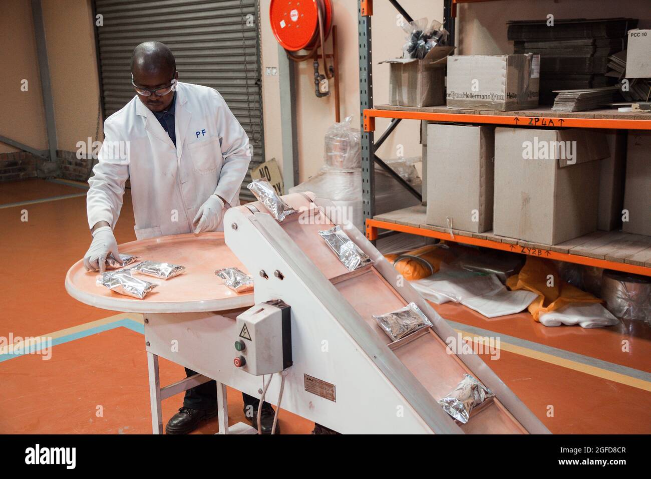 Core lab hi-res stock photography and images - Alamy