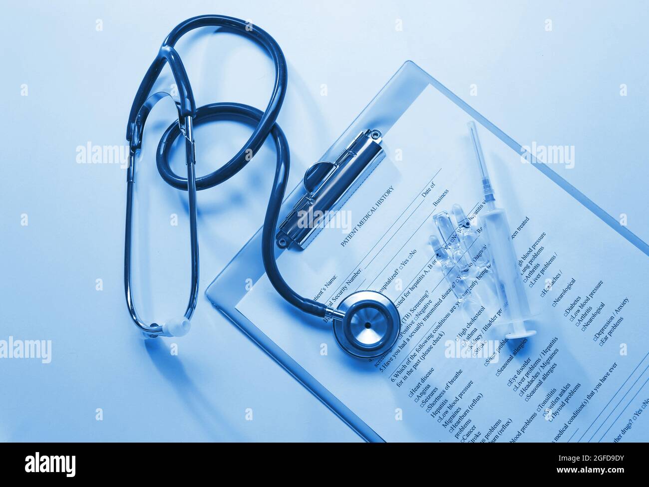 Doctor tools and patient medical history Stock Photo - Alamy