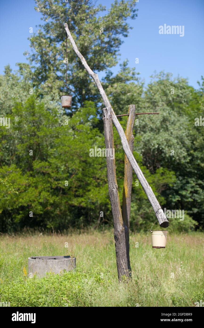 Raising water with a water sweep hi-res stock photography and images ...