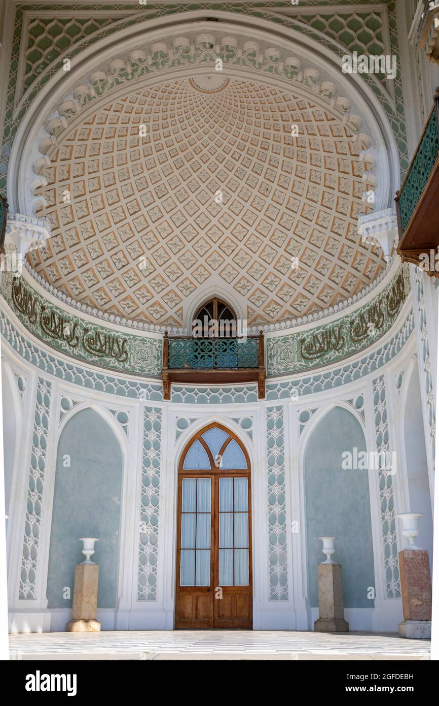 Vorontsov palace, Alupka, Crimea Stock Photo - Alamy