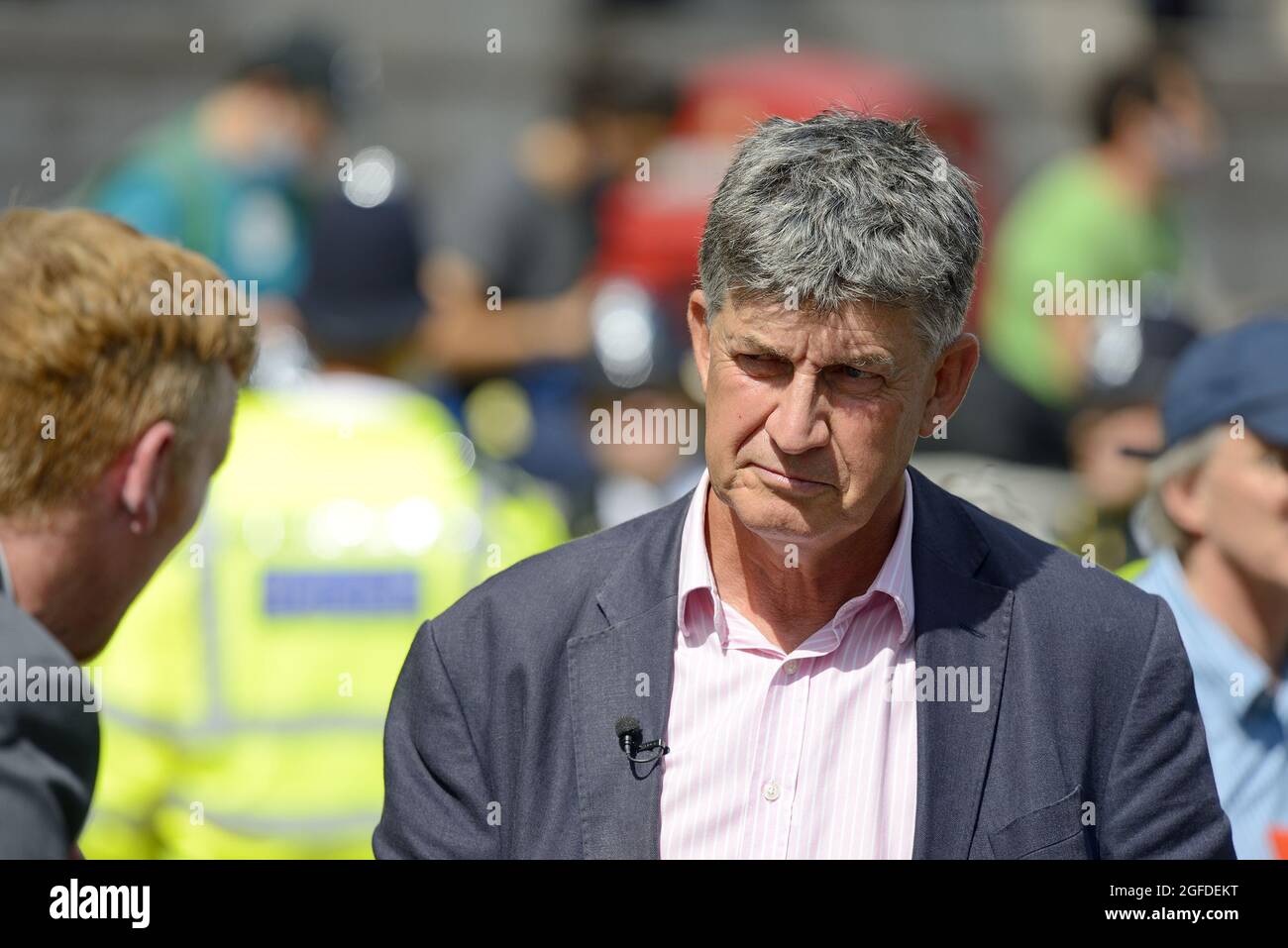 Alex Thompson - TV journalist, chief correspondent for Channel 4 News ...