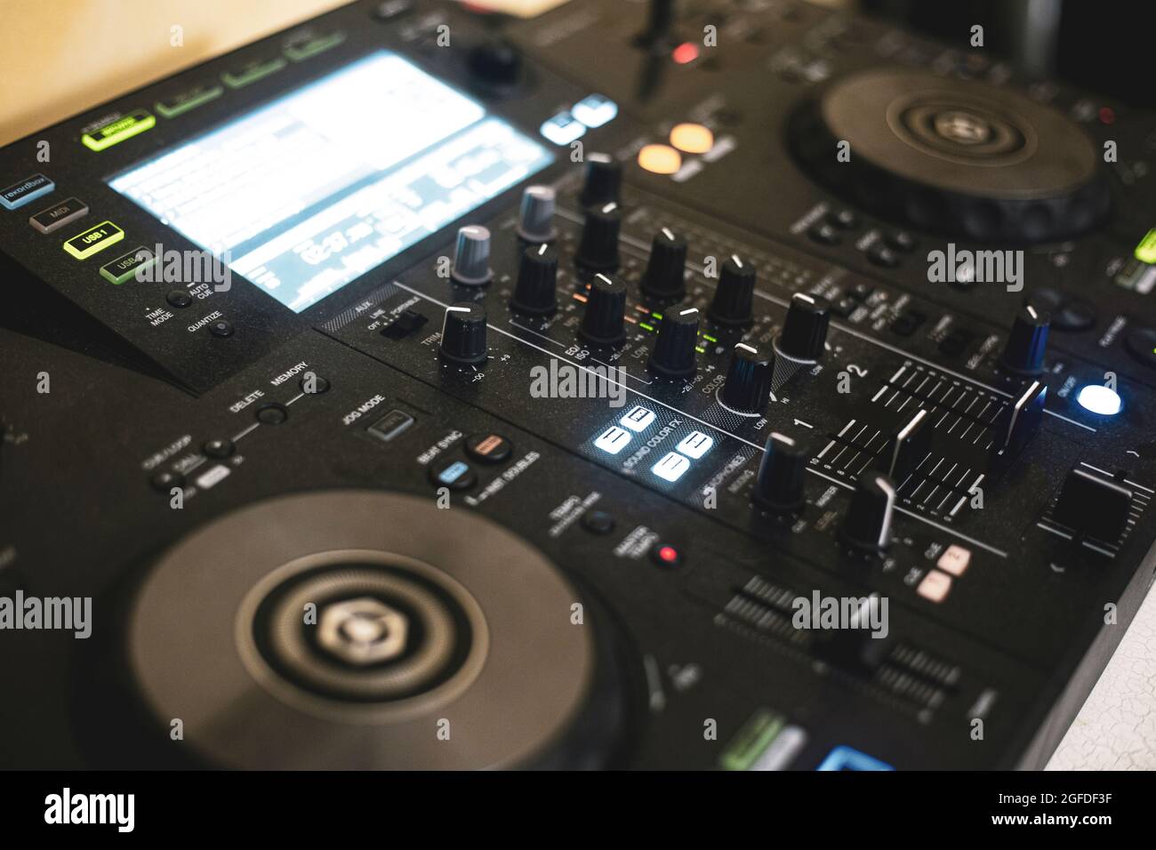 Input and output control panel hi-res stock photography and images - Alamy