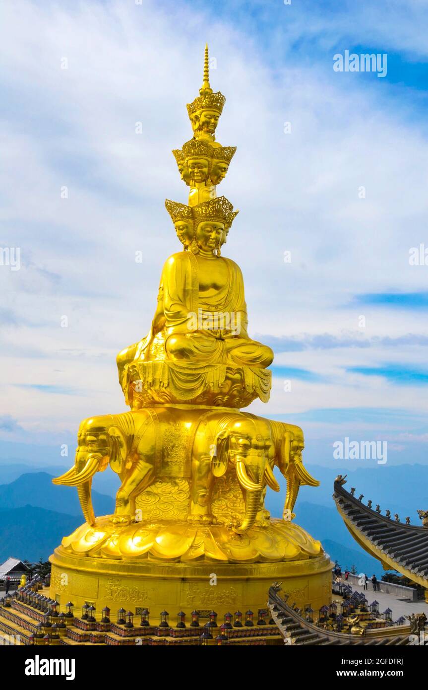 Emei nice temple hi-res stock photography and images - Alamy