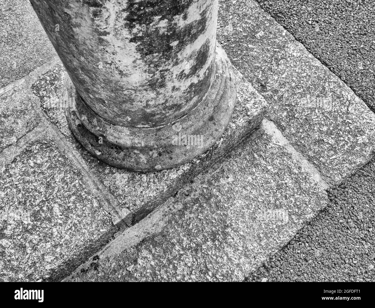Pillar of the community idiom hi-res stock photography and images - Alamy