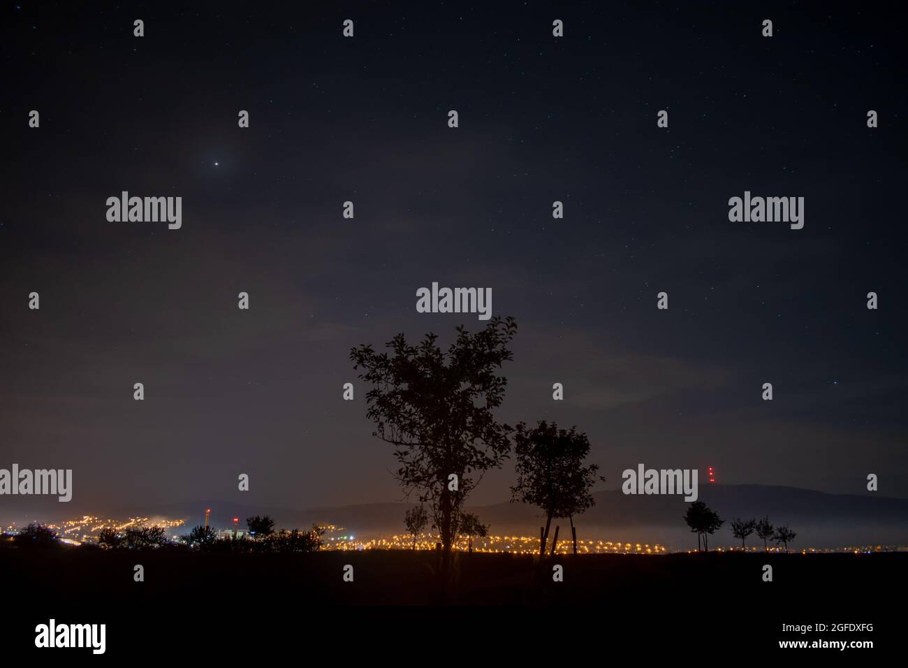 Mars leaves hi-res stock photography and images - Alamy