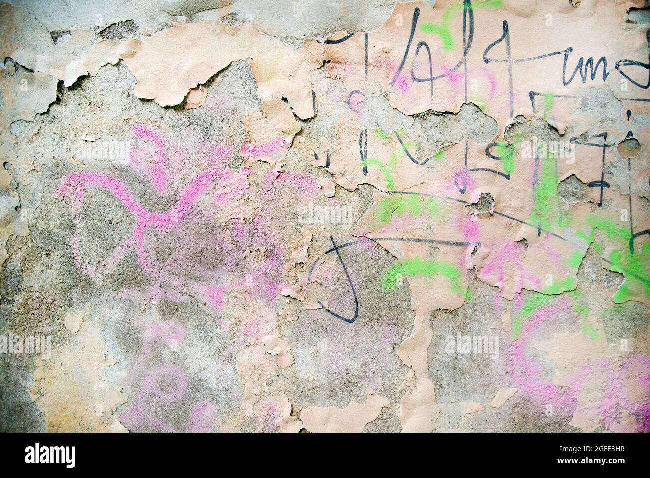 Effect of humidity on an old wall of residential Stock Photo - Alamy