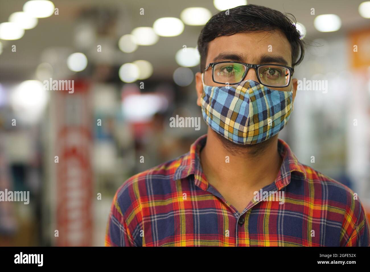 Handsome asian man wearing mask hi-res stock photography and images - Alamy