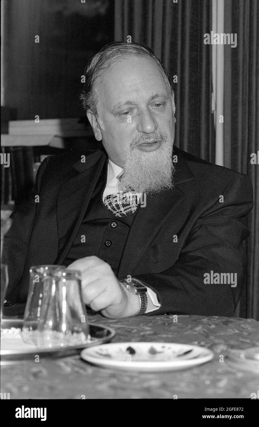 Dr emmanuel jakobovits hi-res stock photography and images - Alamy