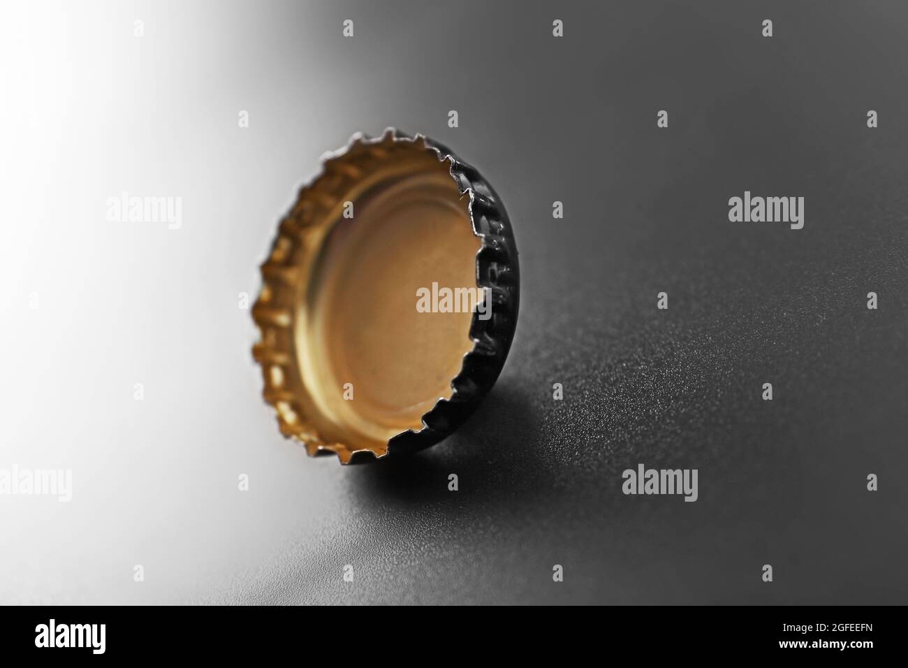 Gold bronze crown cap hi-res stock photography and images - Alamy