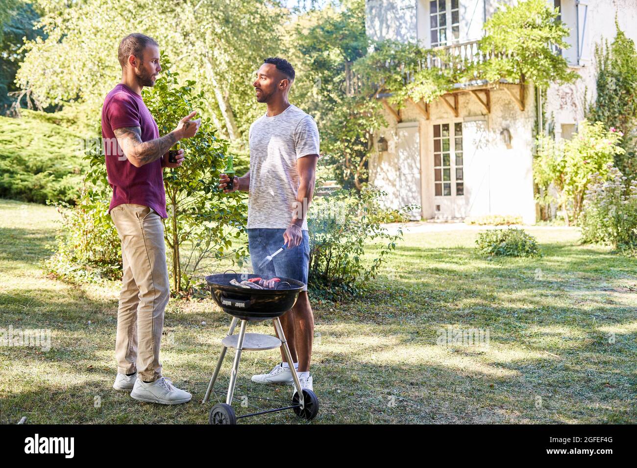 Two grills hi-res stock photography and images - Alamy