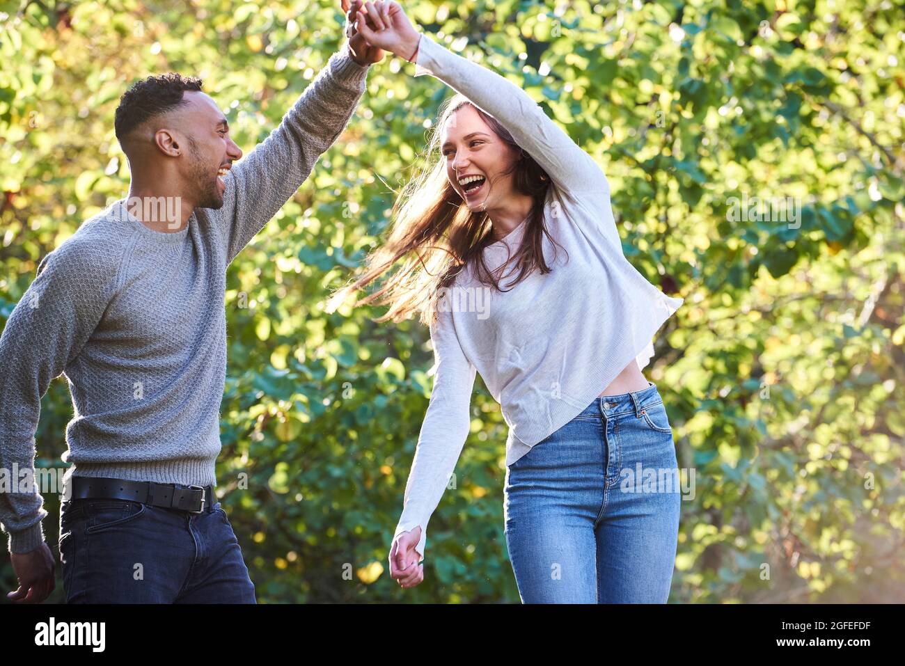 Dancing in public hi-res stock photography and images - Alamy