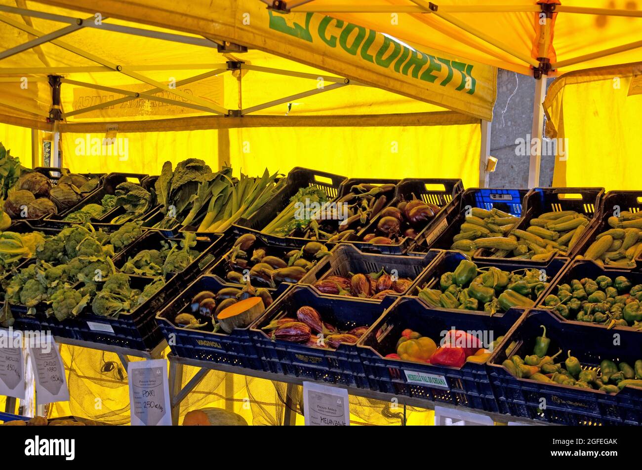Vegetable Stall, Farmers' Market, Sansepolcro, Tuscany, Italy Stock ...