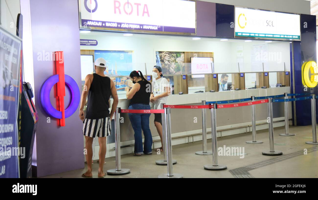 Ticket booth airport hi-res stock photography and images - Alamy