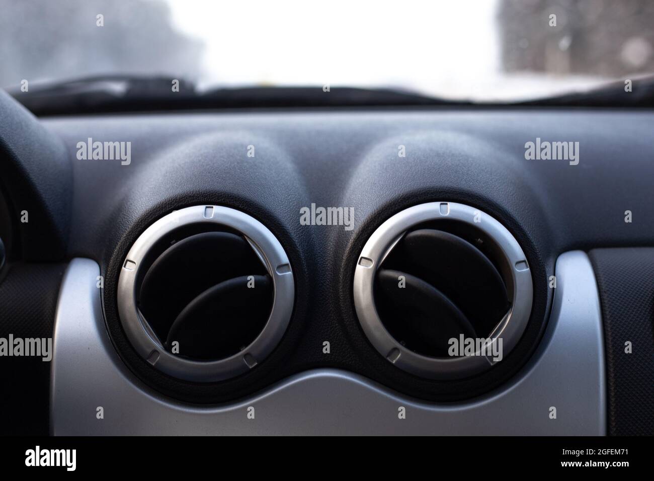 Car air flow hi-res stock photography and images - Alamy