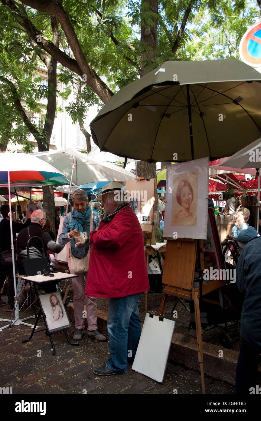 Painting stall, Montmartre, Paris, France Stock Photo - Alamy
