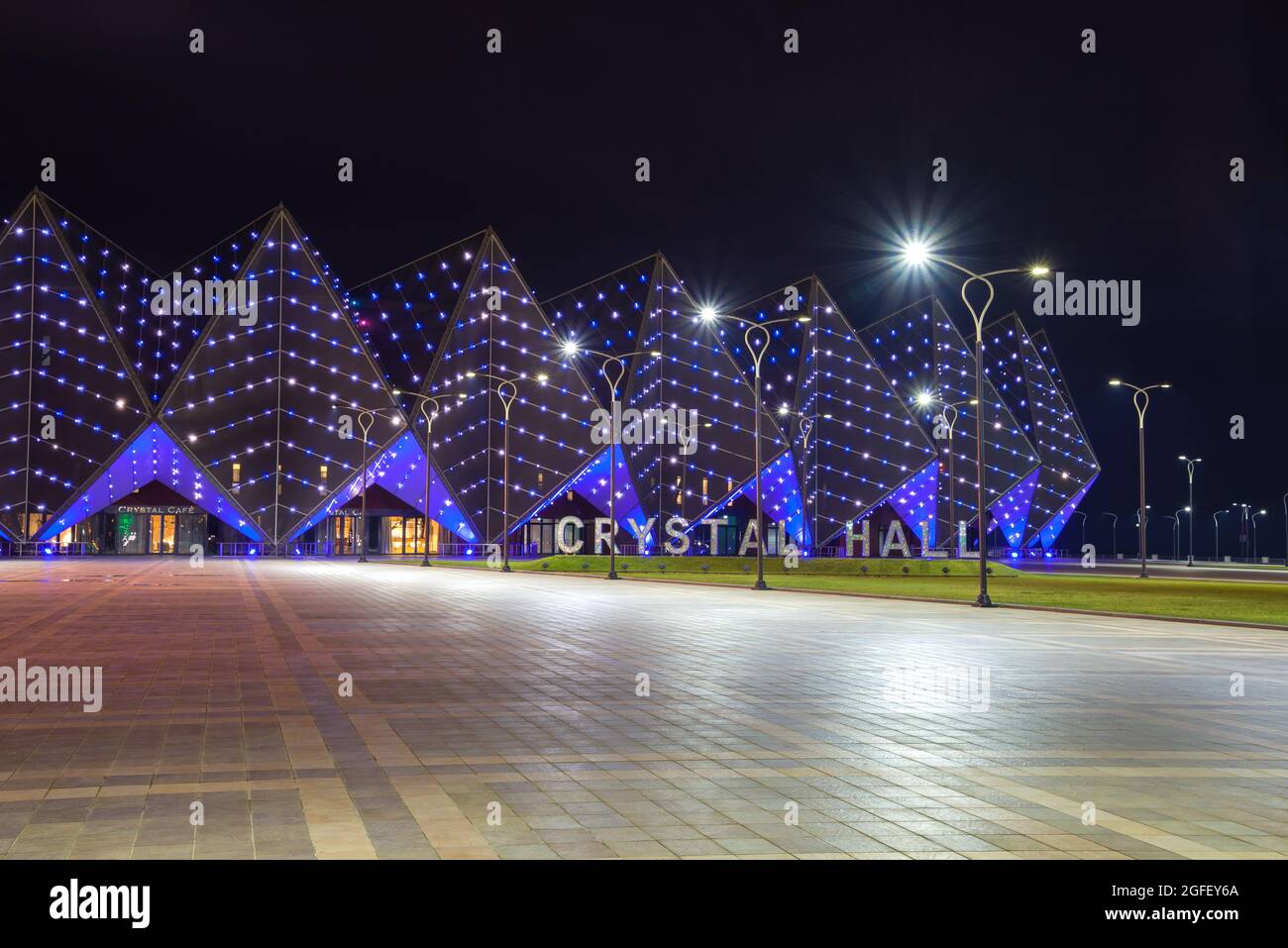 Crystal night hi-res stock photography and images - Alamy