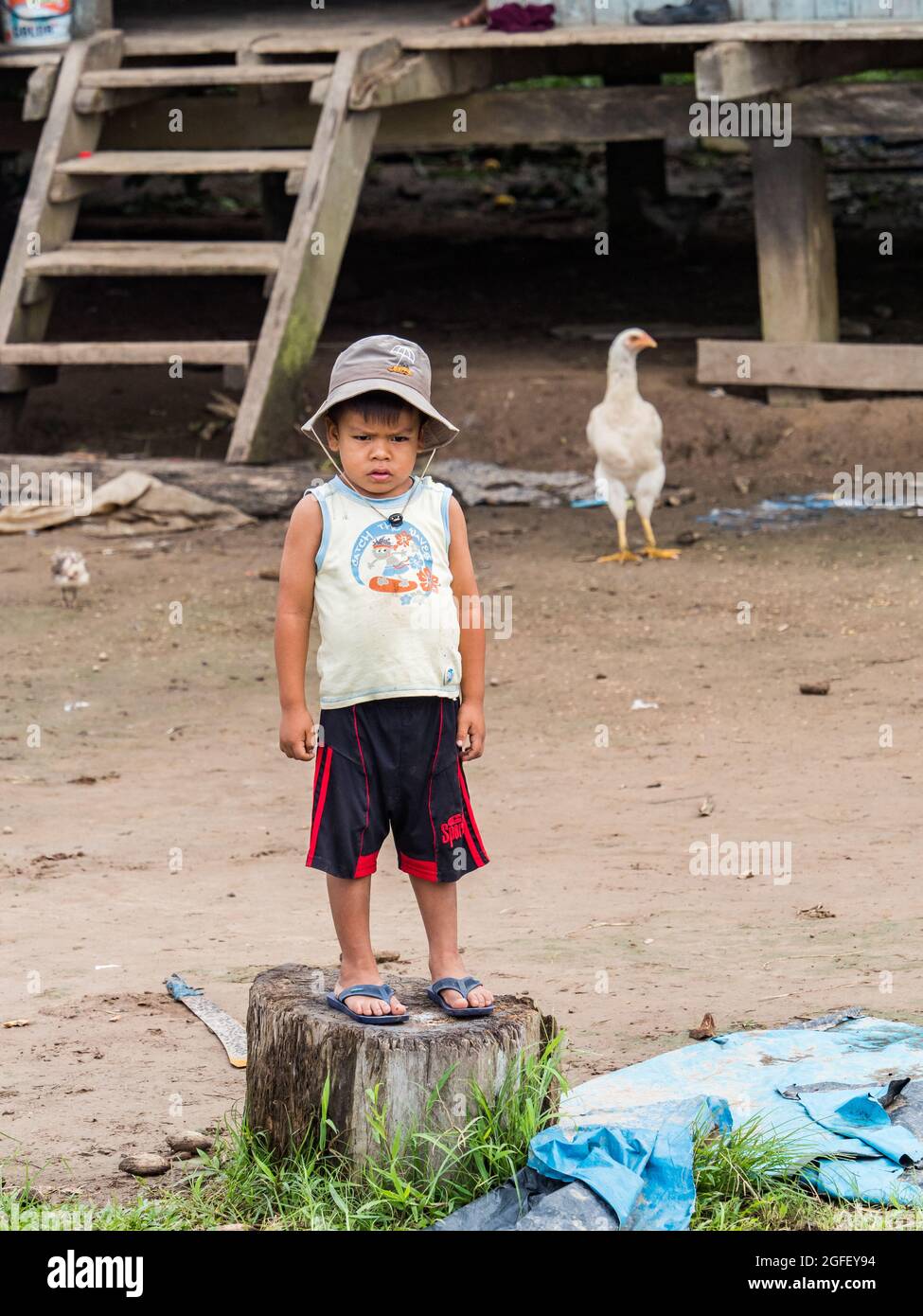 Pueblo indian boy hi-res stock photography and images - Alamy