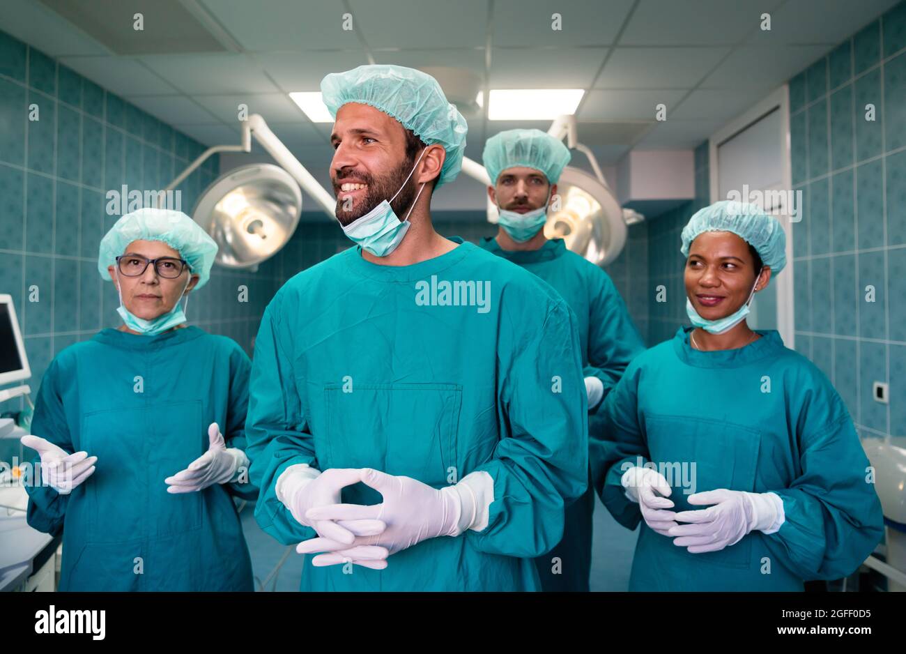 Operation successful hi-res stock photography and images - Alamy