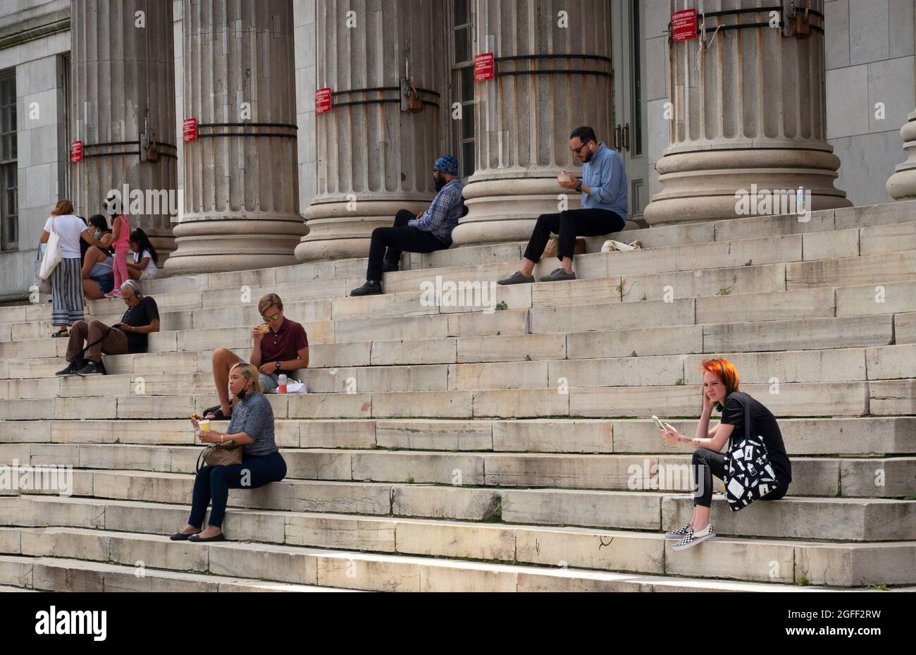 Borough Hall steps in downtown Brooklyn NYC Stock Photo - Alamy