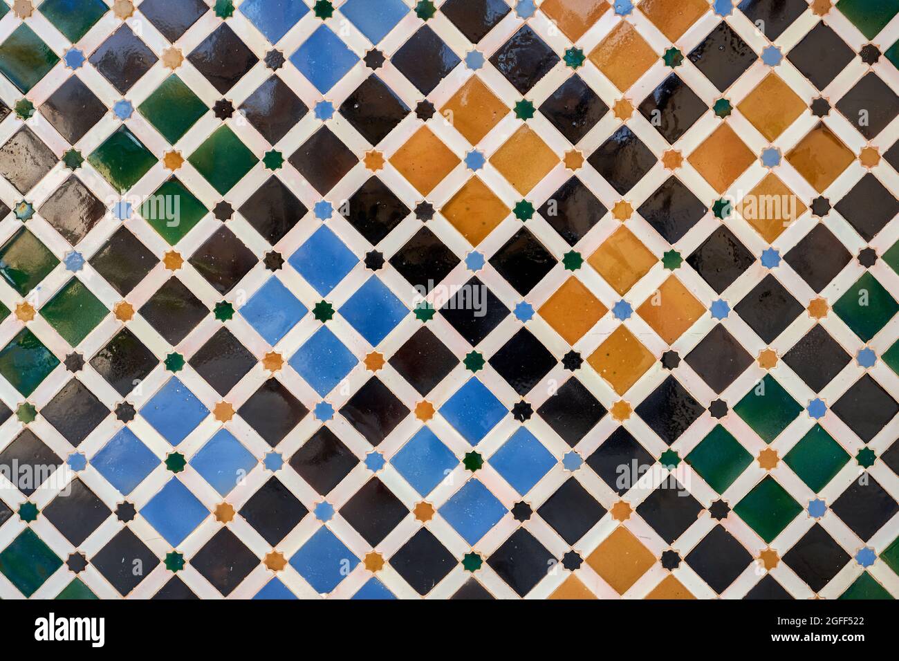 Alhambra tile hi-res stock photography and images - Alamy