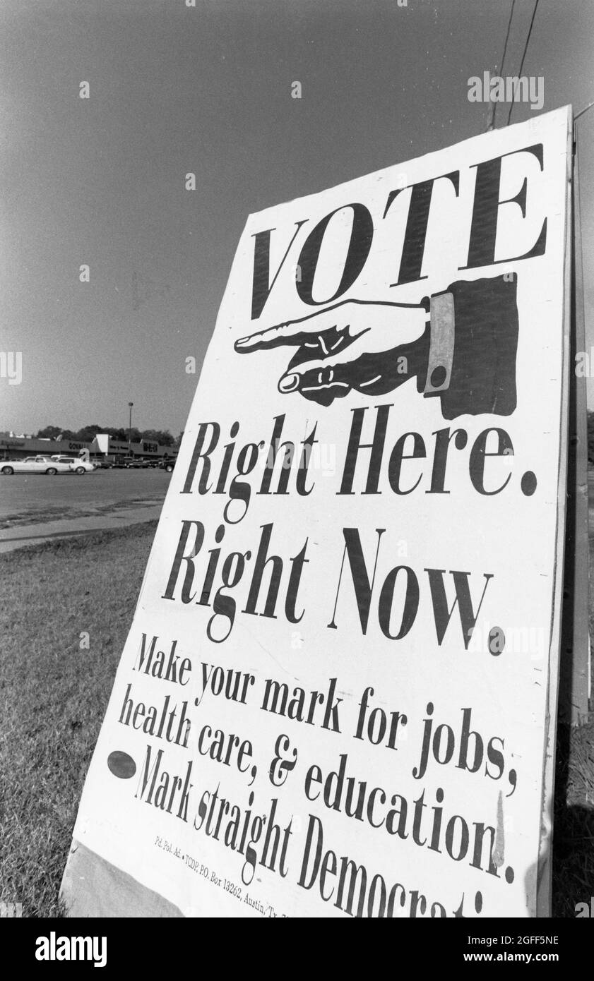 Straight ticket voting hi-res stock photography and images - Alamy