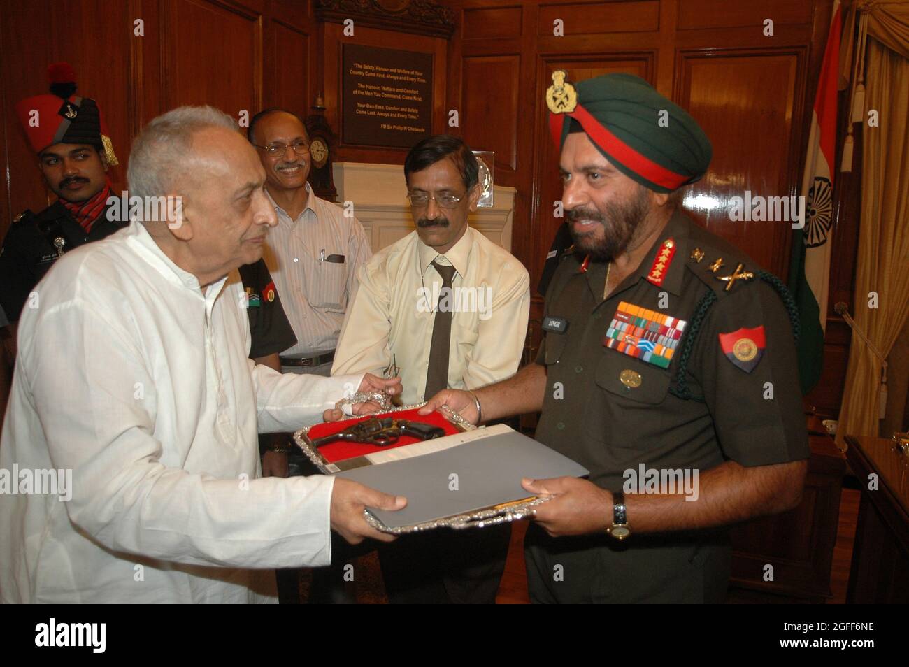 1971 war india bangladesh hi-res stock photography and images - Alamy
