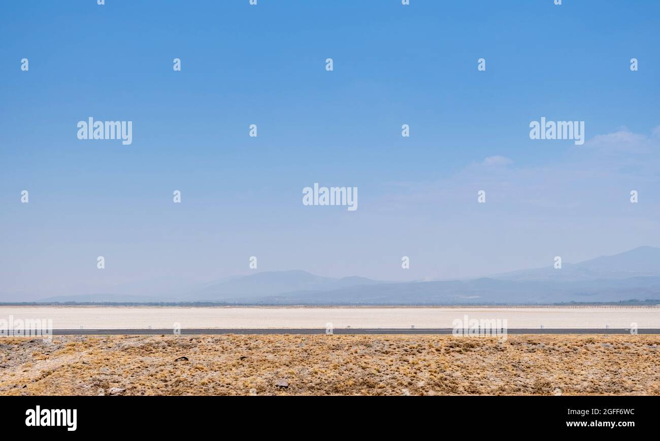 Sayula lagoon dry. Sayula, Mexico Stock Photo - Alamy