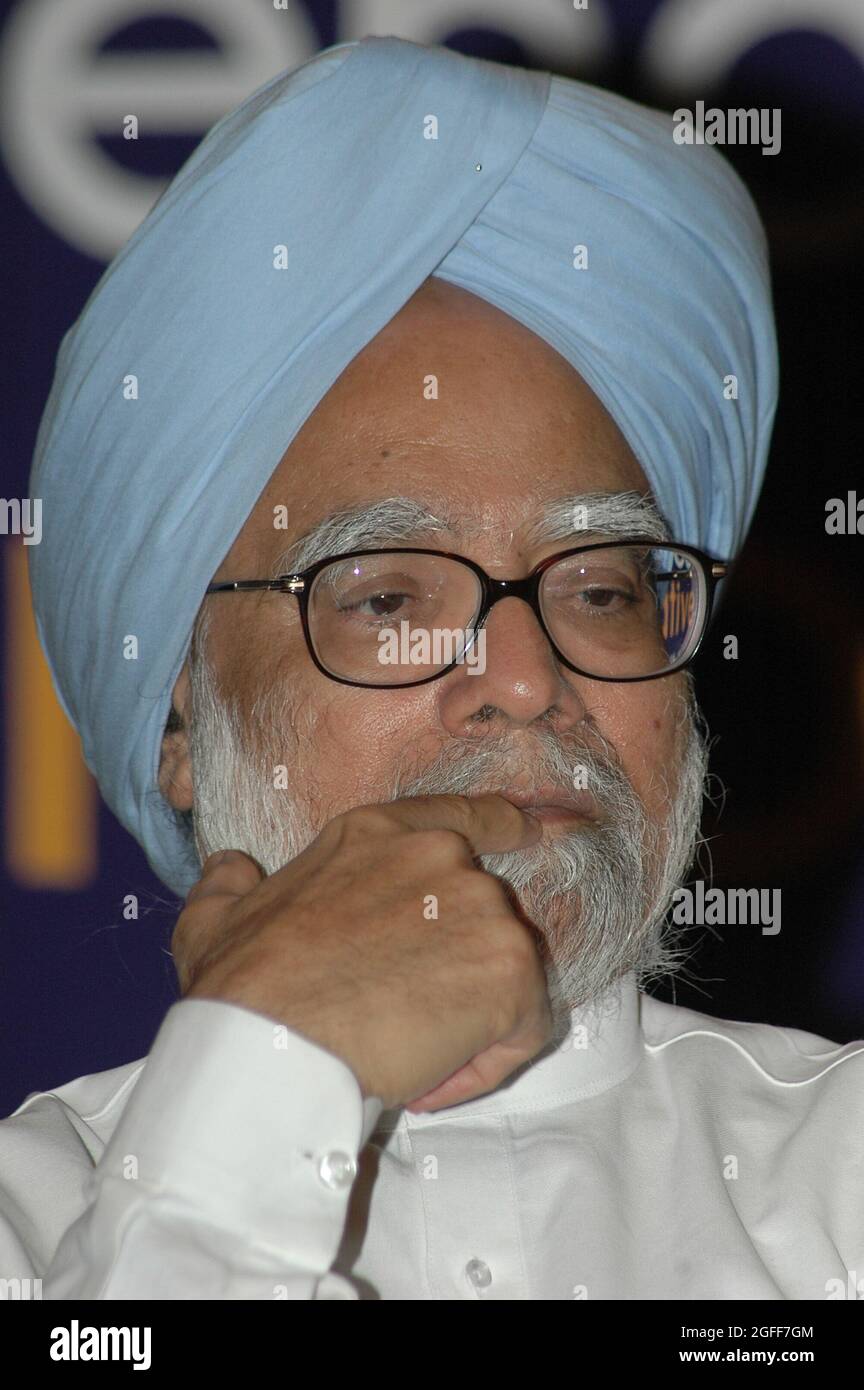 Indian prime minister prime manmohan singh hi-res stock photography and ...
