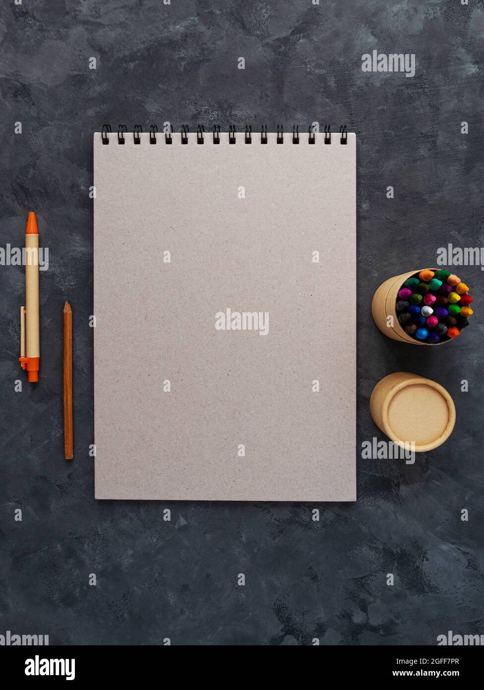 Blank grey cardboard notebook mockup pastel pad dark background flat ...