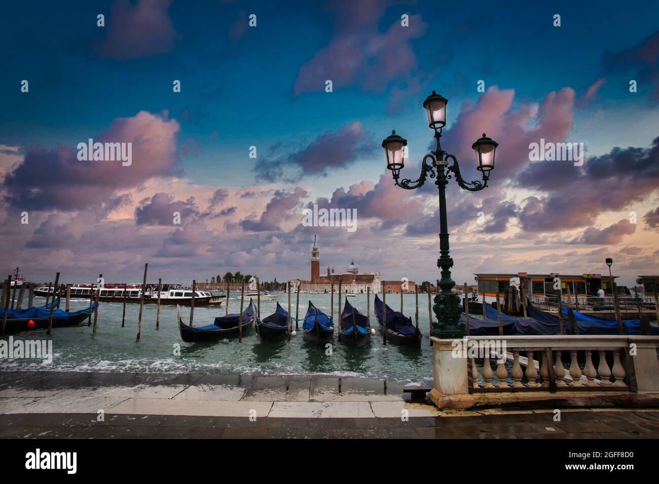 Venice queen sea hi-res stock photography and images - Alamy