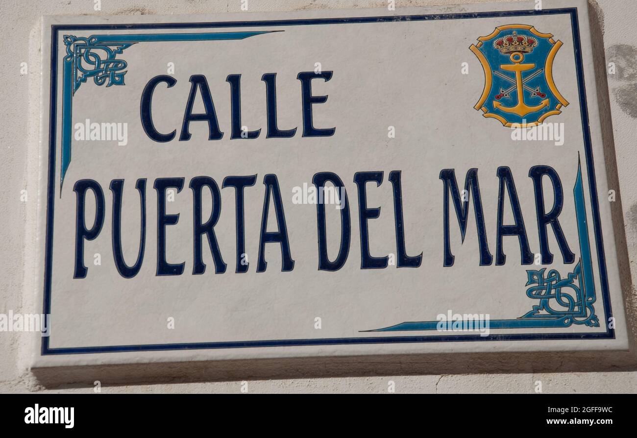 Colourful tiles hi-res stock photography and images - Alamy