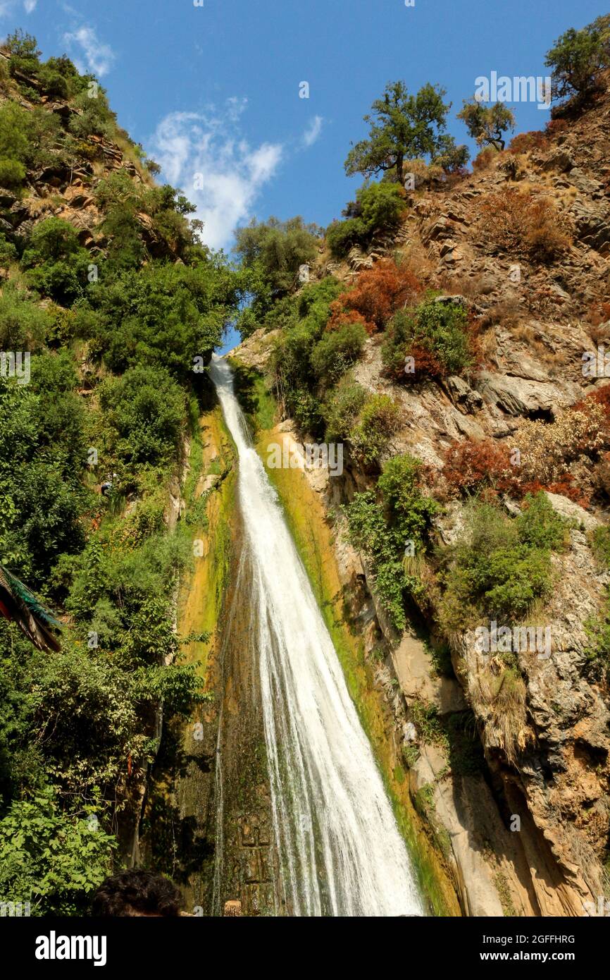 Top view waterfall from rocky hi-res stock photography and images - Alamy